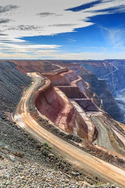 Take A Tour Of The Super Pit The Largest Openpit Gold